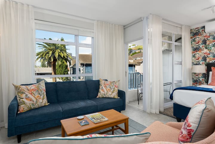 Charming Cascades Studio | Great Views | Wifi - Cape Town