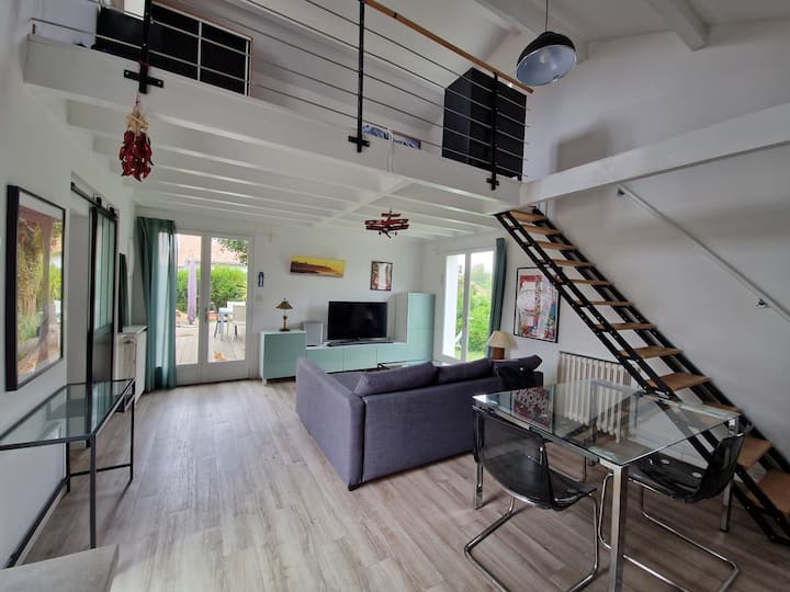 Dépendance De 40 M² Avec Jardin Et Parking - Tarnos