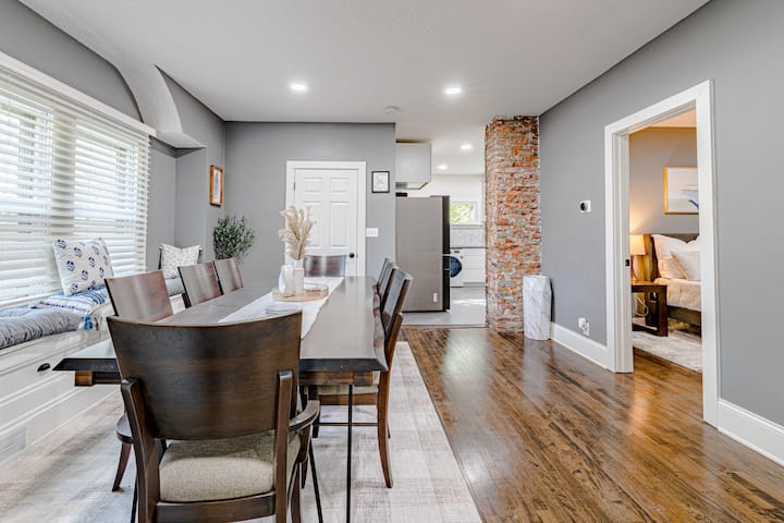 Remodeled Apt In Tremont - Cleveland, OH