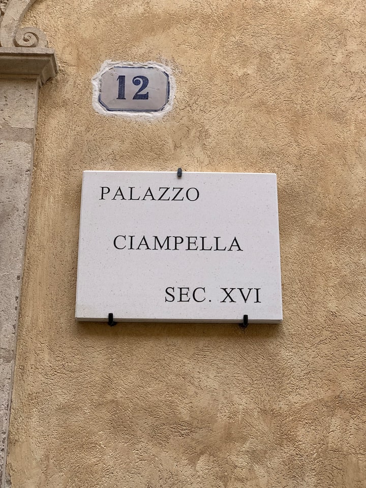Elegante Appartamento Centro Storico - L'Aquila