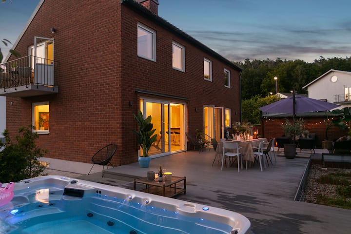 House W/ Pool And Sauna - Göteborg
