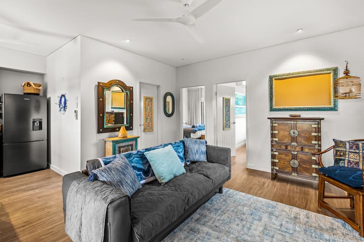 The Blue House Guest House, Cable Beach - Broome