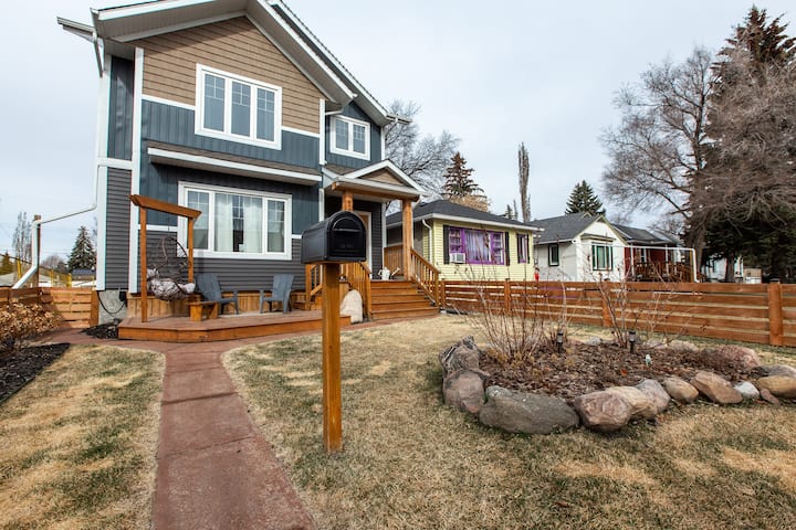Edmonton Vacation Rentals | Airbnb
