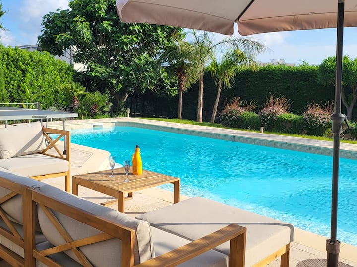 Rez De Villa 160m2 Avec Piscine - Antibes