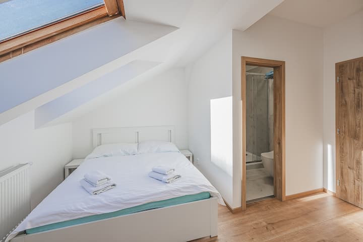 Andel, Smichov Flat, Fresh Bath, Port Ac, Kitchen - Prague