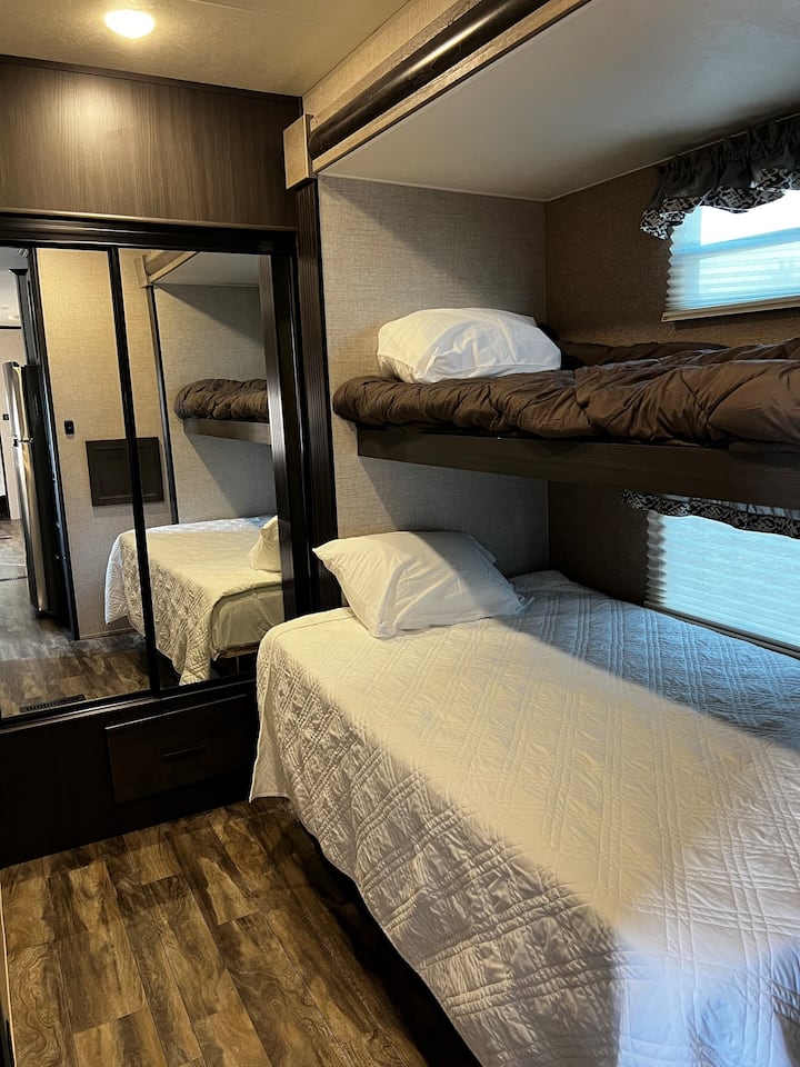 The Premier Travel Trailer - Big Pine Key, FL