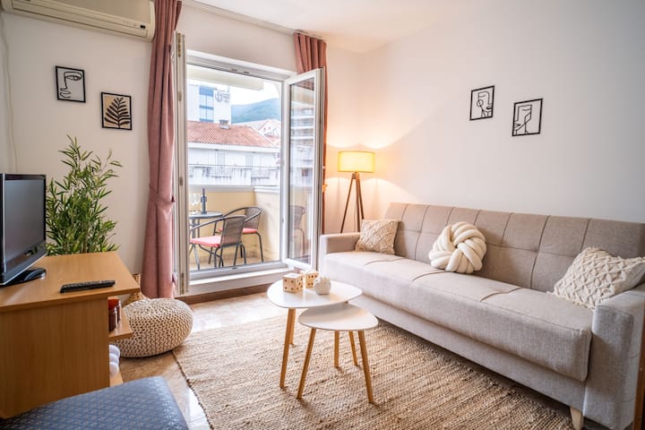 Flat 32 - Villa Maxima - Budva