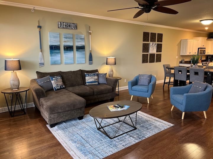 2/2 Condo On Lake Hamilton-great Central Location! - Lake Hamilton, AR