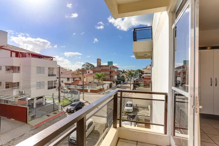 Apartamento No Centro De Canas E Há 300m Da Praia - Florianópolis