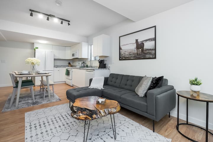 Private Two Bedroom Suite - Langley