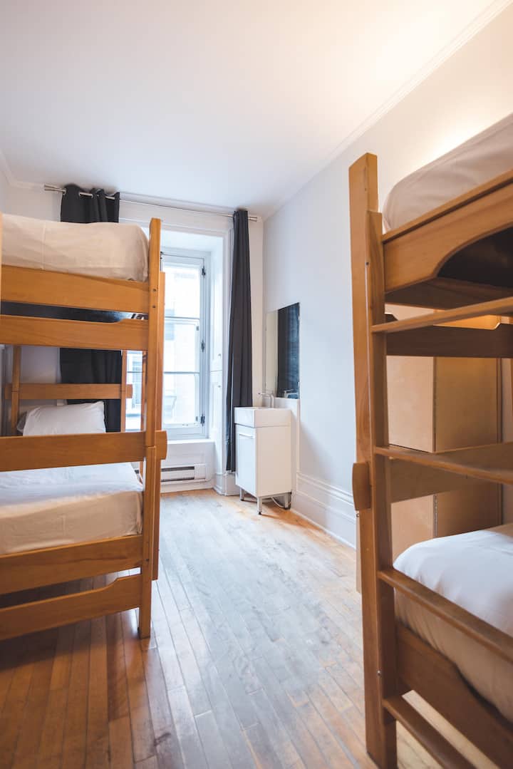 104-dortoir Privé Pour 4 Au Coeur Du Vieux-québec - Quebec City