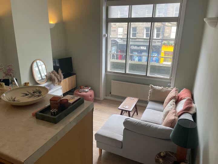Central Flat 10 Mins To Castle! - Edinburgh