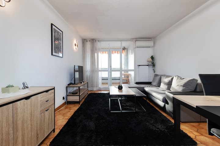 Grand Appartement 3 Chambres Avec Balcon - Saint-Laurent-du-Var