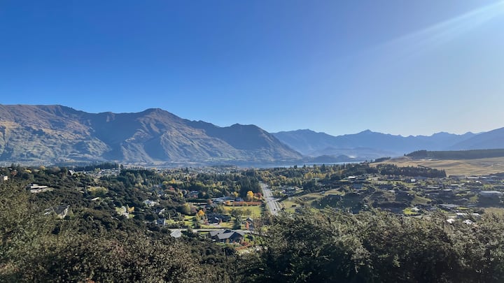 A Wanaka Rock Peak Chalet. - Wanaka