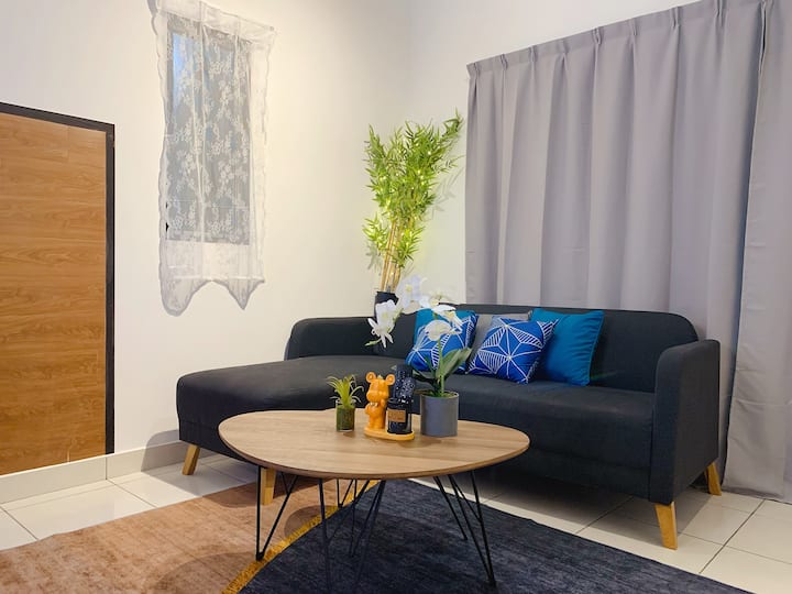 Ssr宅见·民宿｜15pax@4r3b｜s2｜corner Lot｜sini Sana Rehat - Seremban