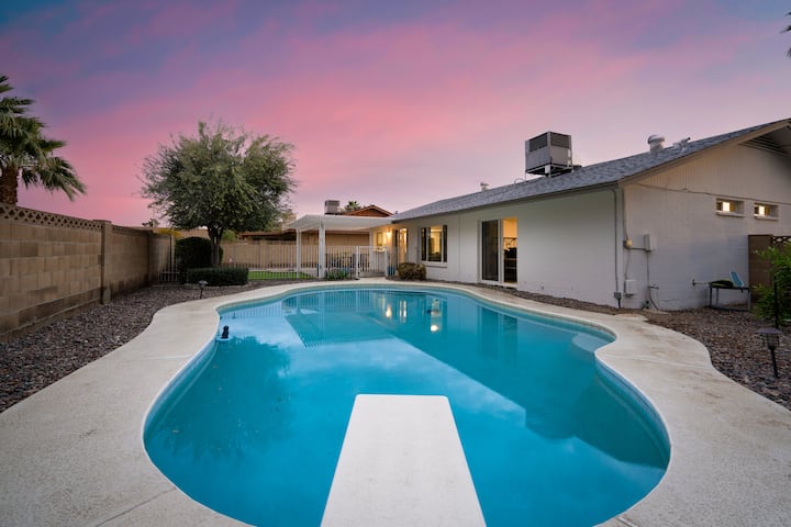 Summertime On Willow - Tempe