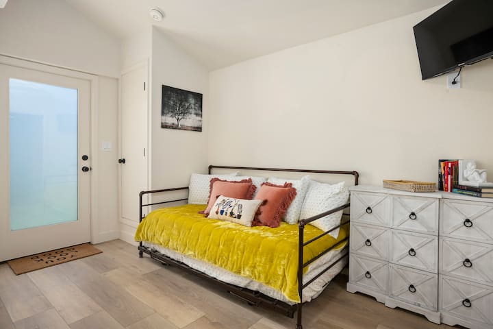 Studio Guesthouse In North Park - San Diego