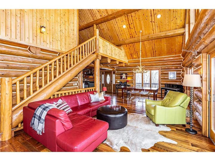 Cozy Log Cabin At The Lake - Melrose, MN