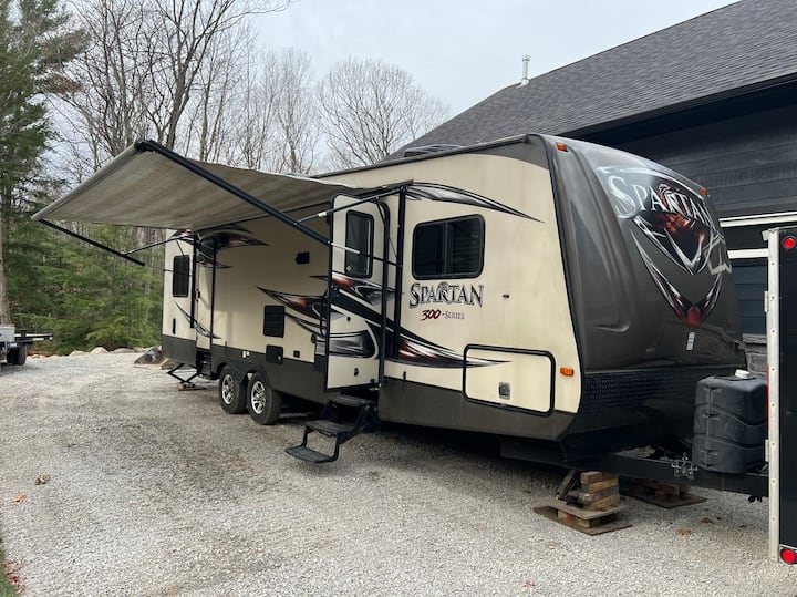 30 Foot Spartan Toyhauler Camper - Midland