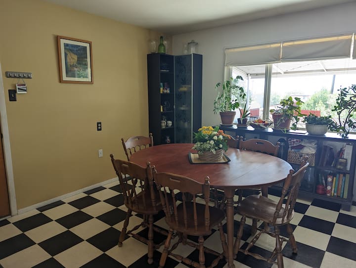 Burque Urban Retreat - 5 Mins From The Airport - Albuquerque, NM