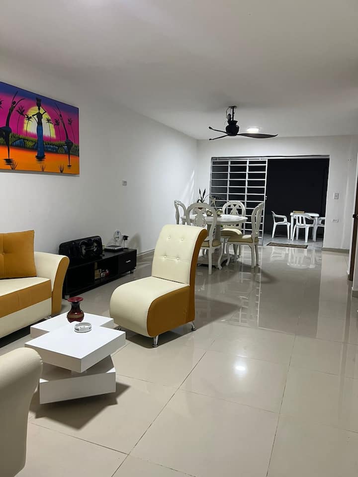 Hermosa Casa Alamedas Del Sinu - Montería