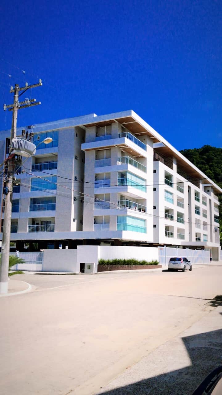 Venha Sentir A Paz Desse Lugar A 5 Mtos Da Praia! - Ubatuba