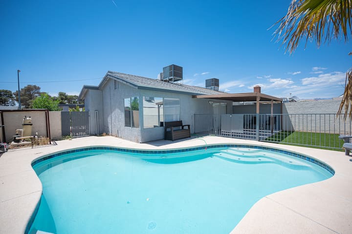 New 1br W/ Shared Pool & Bbq Grill - Nevada