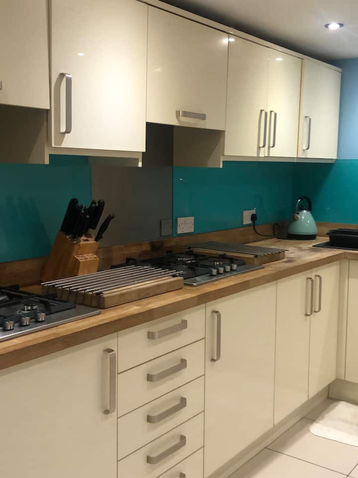 Contract Workers Perfect Stay - スタッフォード