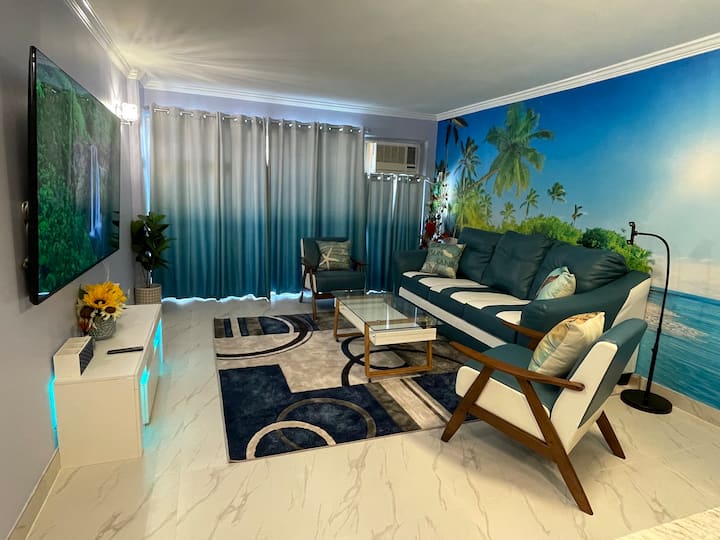 Amazing Waikiki Beach Condo 2bed2bath+free Parking - Honolulu, HI