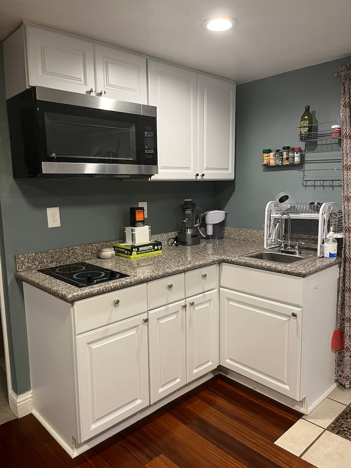 Guesthouse - Modesto, CA