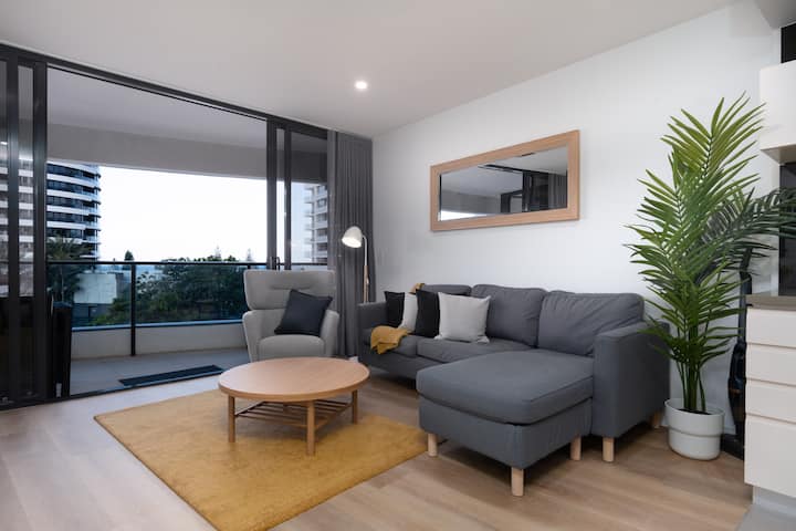 Oracle 2 - Central 2b In Broadbeach With Views - Broadbeach