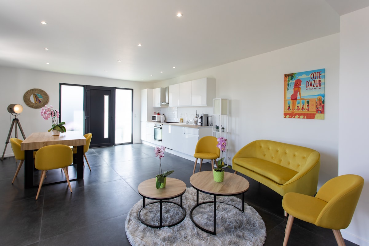 Échappée Belle - BBQ - Jacuzzi - Appartements à louer à Nice, Provence ...