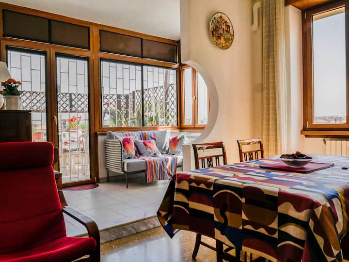 Chic And Spacious Rome Penthouse - Rome