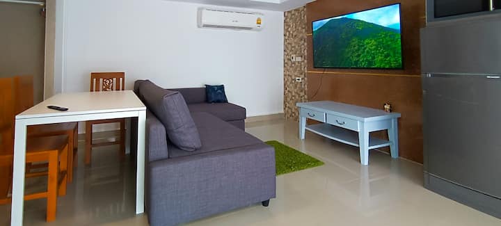 Boput Bay. Studio 2. Share Pool. - Ko Szamuj