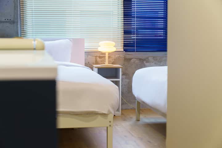 (주목!) 로컬스티치 서교에서 가장 인기 좋은 객실 - Seúl