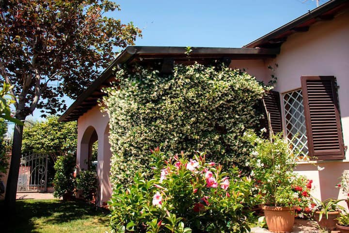 Villa A Few Steps From The Sea In Forte Dei Marmi. - 福爾泰德伊馬爾米