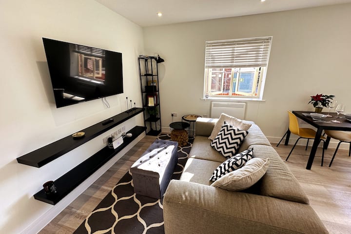 Stylish And Modern One-bedroom Flat In Dorset - Poole