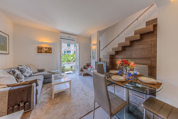 Villa Toretti - Centro, Relax E Parcheggio Privato - Rapallo