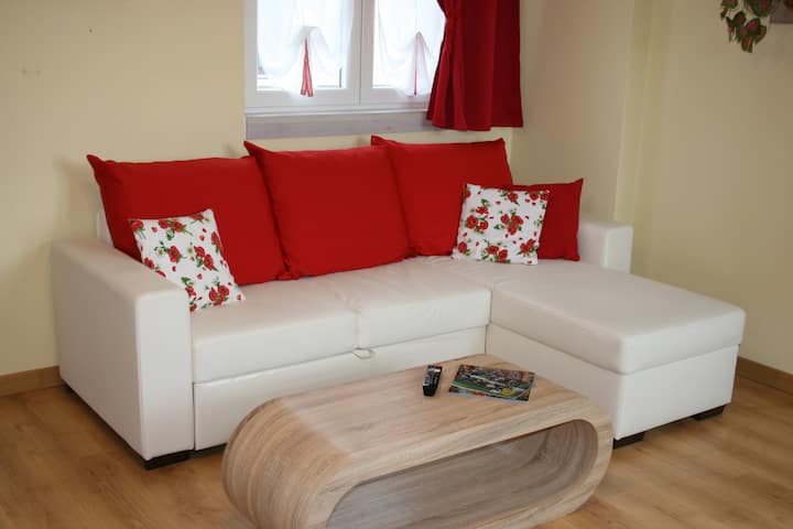 Cozy House With Terrace, Close To The Airport - Milan Malpensa Airport (MXP)