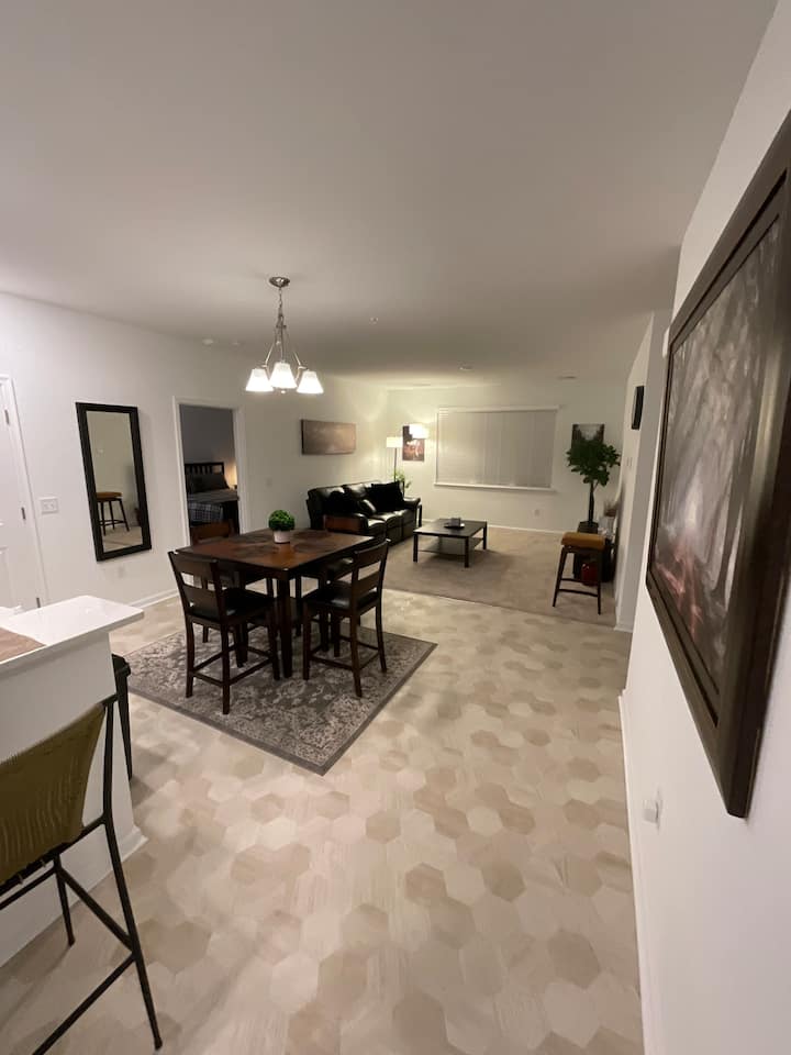 Brand New Apt Near Oceanfront - 체서피크