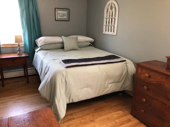 Convenience And Charm - Middlebury, VT