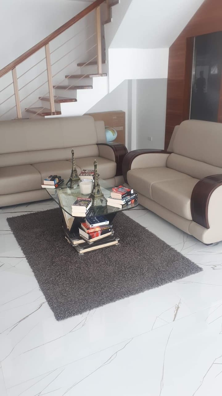 Emmanuel Private Pool House - Batangas