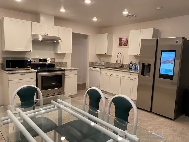 3.5 Miles To The Las Vegas Strip - Allegiant Stadium