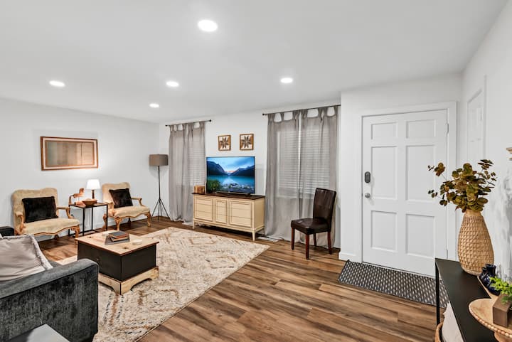 Long Stays Welcomed! Fort Smith - Fort Smith, AR