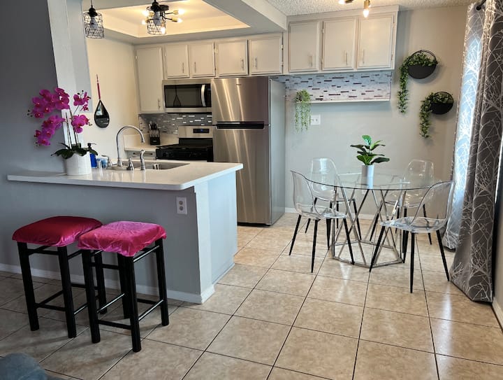 Cozy Condo - Indio, CA