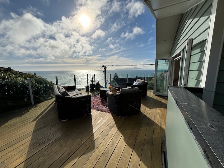 Pukerua Bay Paradise - Porirua