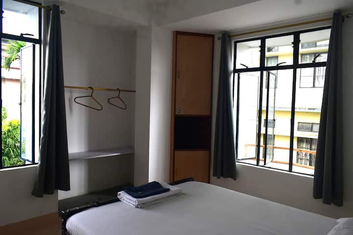 Uz Small Private Apartment - Guwahati