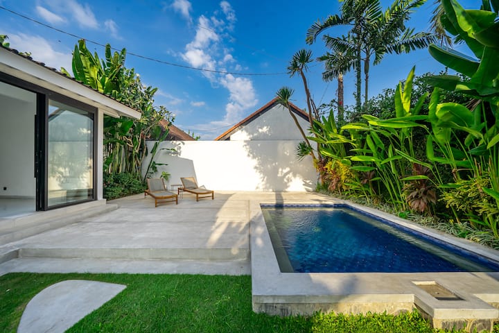 3bd Modern Villa - Beach Side Canggu - Canggu