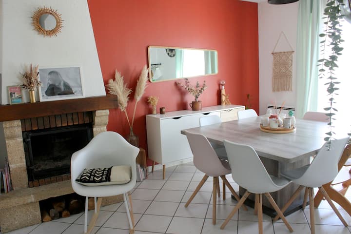 Maison Climatisée Avec Jardin Clos - Montbazon