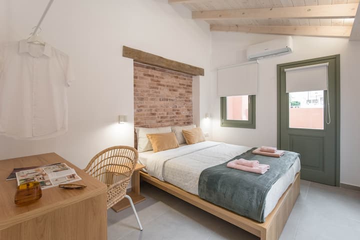 Lindas Convent Garden Home 2 - Hanía